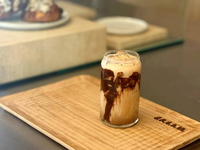 CAFETERIA LANÇA MENU DE VERÃO COM SHAKES AUTORAIS, INFUSÃO DE FRUTAS E ...