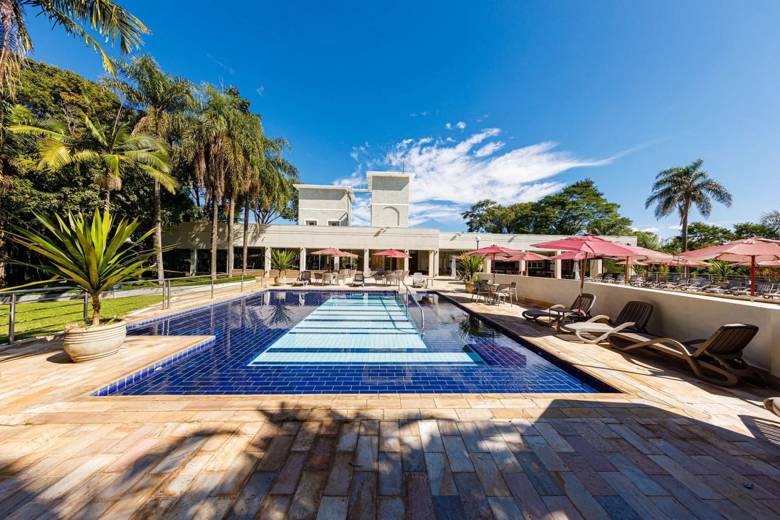 FERIADOS EM ABRIL CRIAM CENÁRIO IDEAL PARA DESCANSAR EM UM RESORT ALL ...